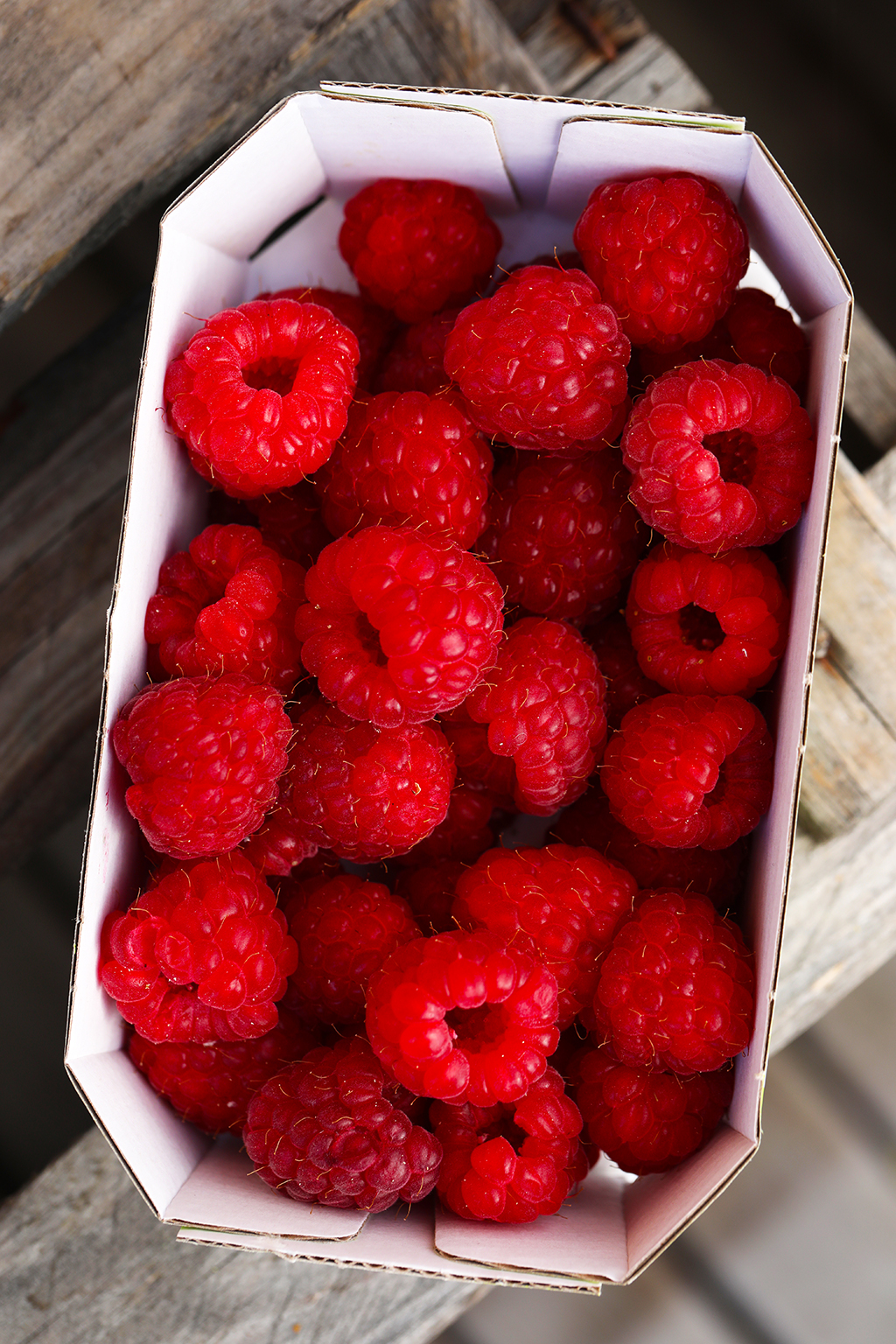 Backen mit Himbeeren – Ira Schneider